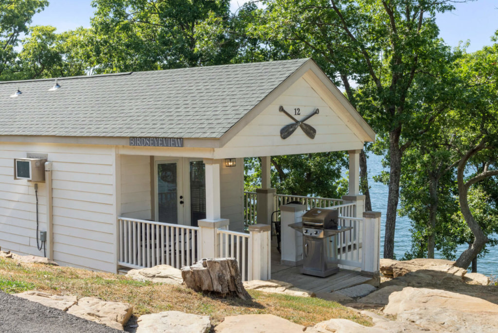 Skiatook Lake View Cottages To Rent | CrossTimbers Marina