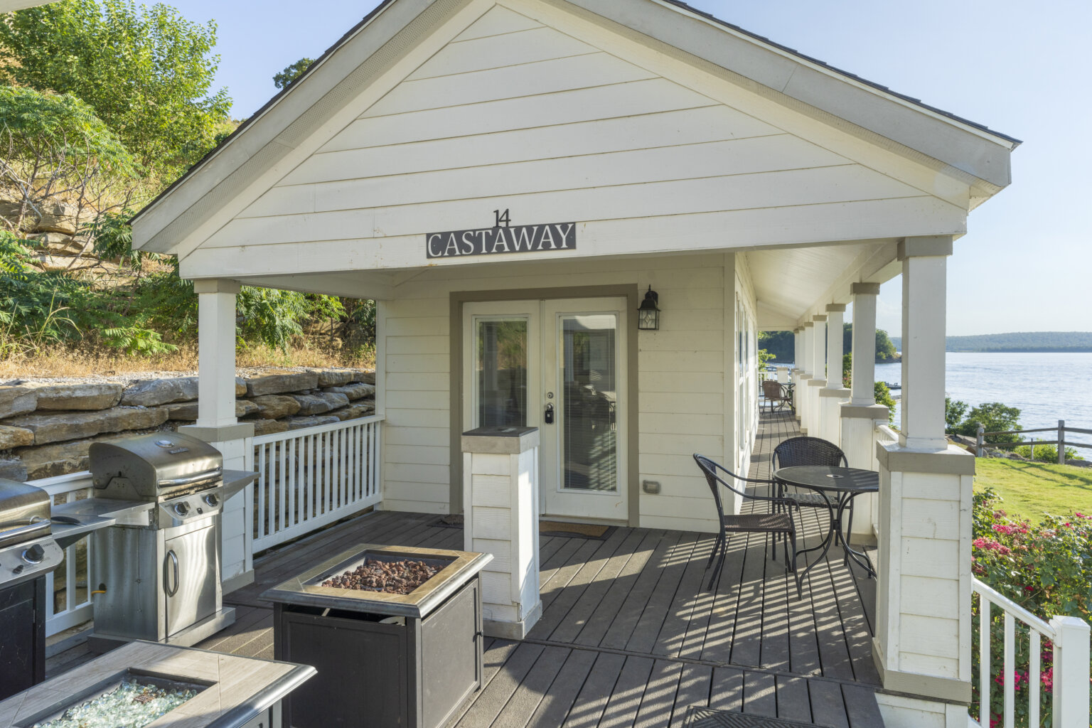 Skiatook Lake View Cottages To Rent | CrossTimbers Marina