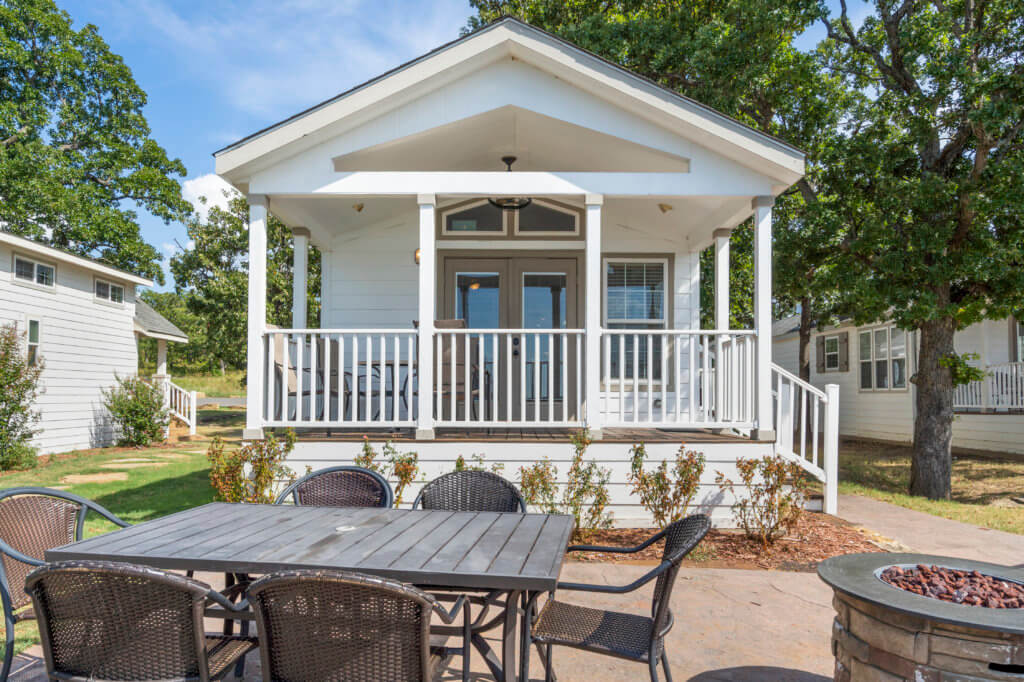 Skiatook Lake View Cottages To Rent | CrossTimbers Marina
